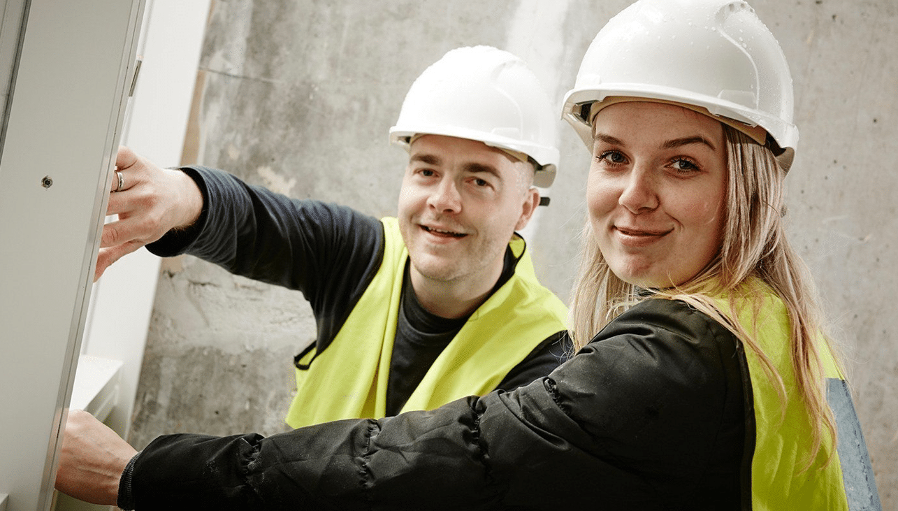 Oplev en Karriere i Uniform - Karriere i Uniform